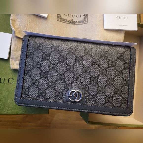 Gucci | Bags | Authentic Gucci Gg Travel Case | Poshmark